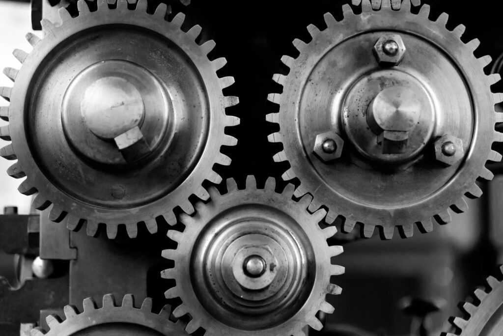 CLASSIFICATIONS OF GEARS USED IN MODERN ENGINEERING - EngineeringAll.com