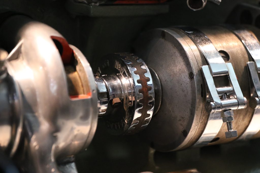 POWERFUL FACTS ABOUT THE TRANSMISSION SYSTEM OF CARS - EngineeringAll ...