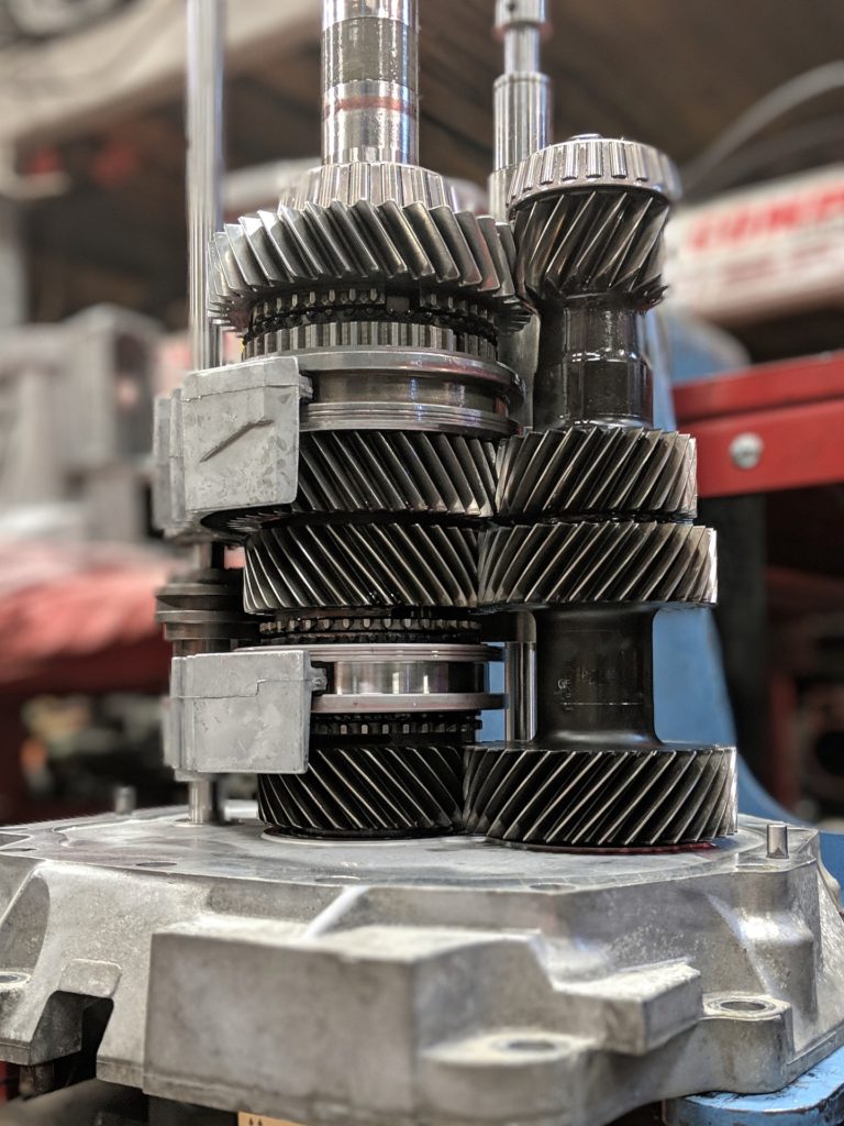 POWERFUL FACTS ABOUT THE TRANSMISSION SYSTEM OF CARS - EngineeringAll ...