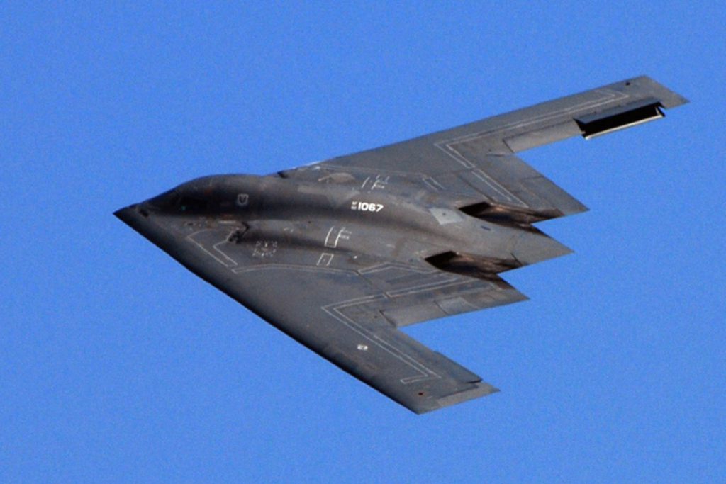 Why the US B2-Bomber Was Designed From Falcon Bird - EngineeringAll.com